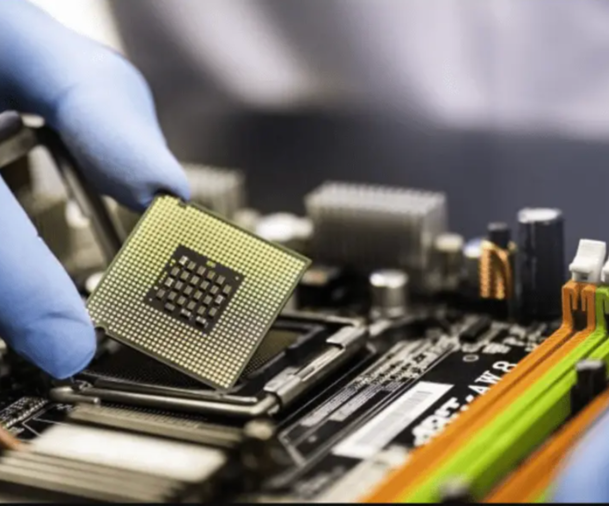 ECE Home | School of Electrical and Computer Engineering